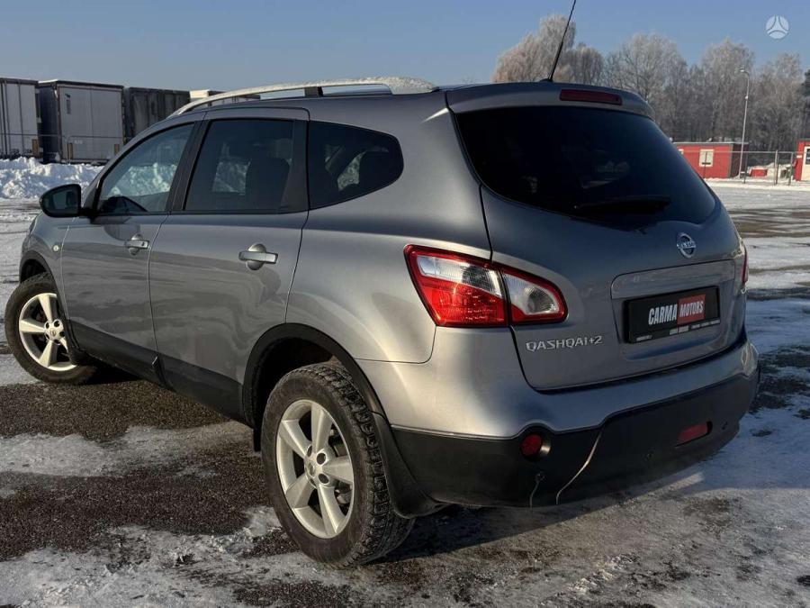 Pelēks Nissan qashqai+2 2010 Viļņa, ar dzinēja tilpumu 1.60 L un nobraukumu 185 tūkst. km par 5490 €, foto 6 vietnē AUTOMOTO.COM.LV