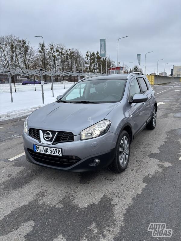 Grey Nissan qashqai+2 2010 in Kaunas, with an engine capacity of 2.00 L and mileage of 154 thousand km for 6000 €, photo 1 on AUTOMOTO.COM.LV