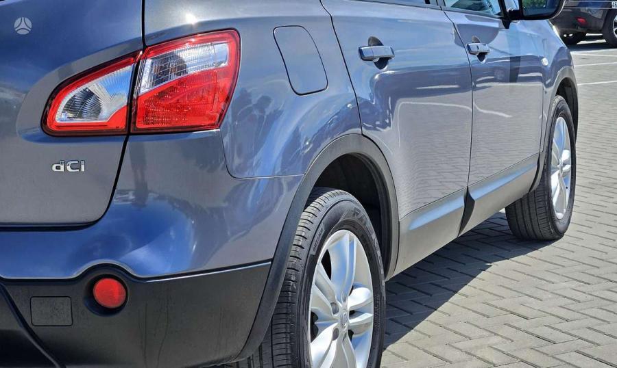 Pelēks Nissan qashqai+2 2010 Tauragė, ar dzinēja tilpumu 2.00 L un nobraukumu 174 tūkst. km par 5500 €, foto 7 vietnē AUTOMOTO.COM.LV