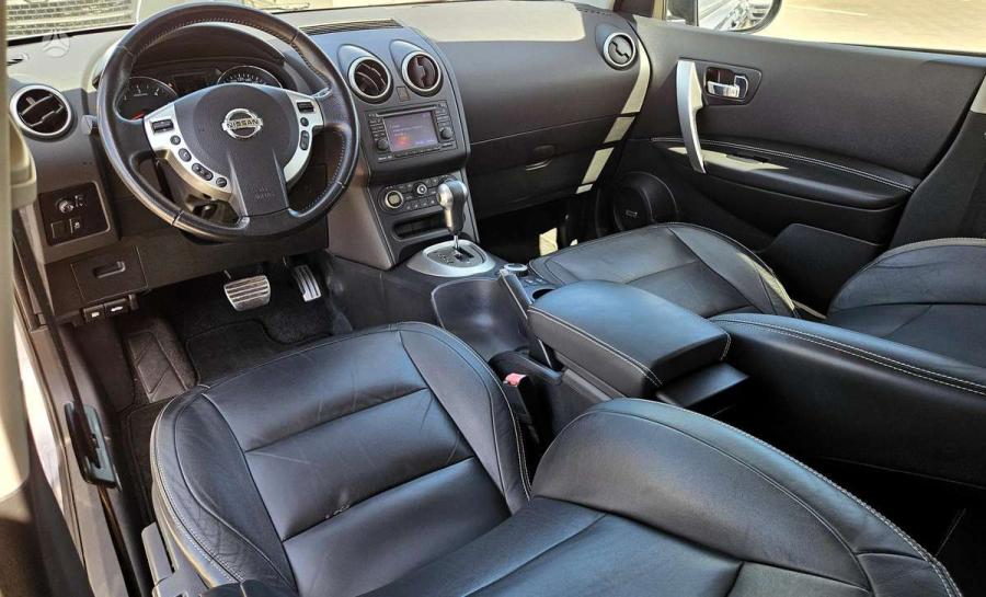 Pelēks Nissan qashqai+2 2010 Tauragė, ar dzinēja tilpumu 2.00 L un nobraukumu 174 tūkst. km par 5500 €, foto 12 vietnē AUTOMOTO.COM.LV