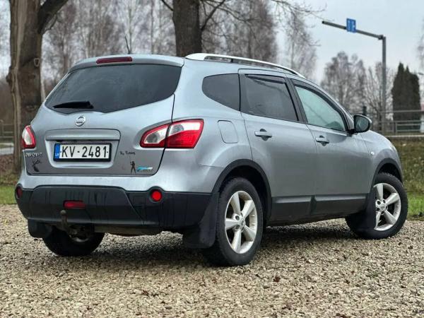 Grey Nissan qashqai+2 2010 in Jelgava, with an engine capacity of 1.50 L and mileage of 342 thousand km for 3700 €, photo 6 on AUTOMOTO.COM.LV