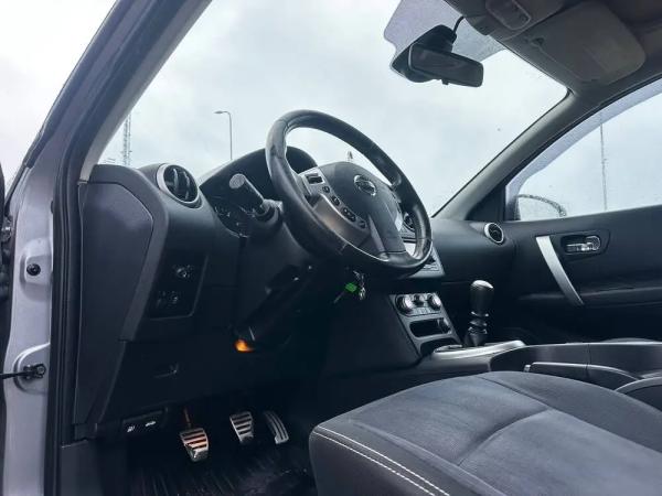 Grey Nissan qashqai+2 2010 in Jelgava, with an engine capacity of 1.50 L and mileage of 342 thousand km for 3700 €, photo 9 on AUTOMOTO.COM.LV