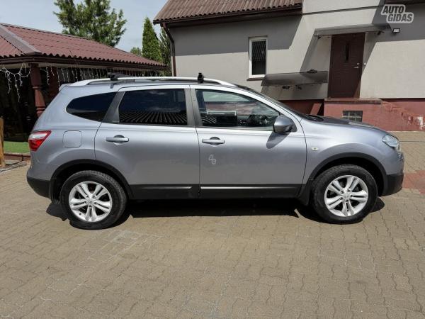 Grey Nissan qashqai+2 2010 in Kaunas, with an engine capacity of 2.00 L and mileage of 380 thousand km for 3990 €, photo 6 on AUTOMOTO.COM.LV