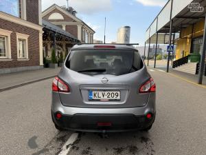 Grey Nissan qashqai+2 2010 in Kaunas, with an engine capacity of 2.00 L and mileage of 380 thousand km for 3990 €, photo 8 on AUTOMOTO.COM.LV