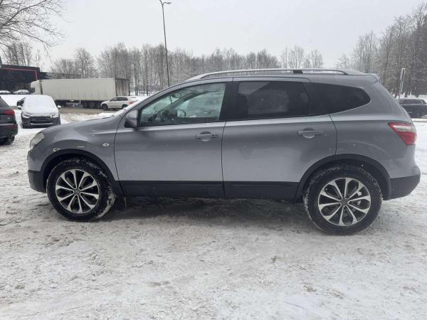 Grey Nissan qashqai+2 2011 in Kaunas, with an engine capacity of 2.00 L and mileage of 265 thousand km for 4850 €, photo 3 on AUTOMOTO.COM.LV