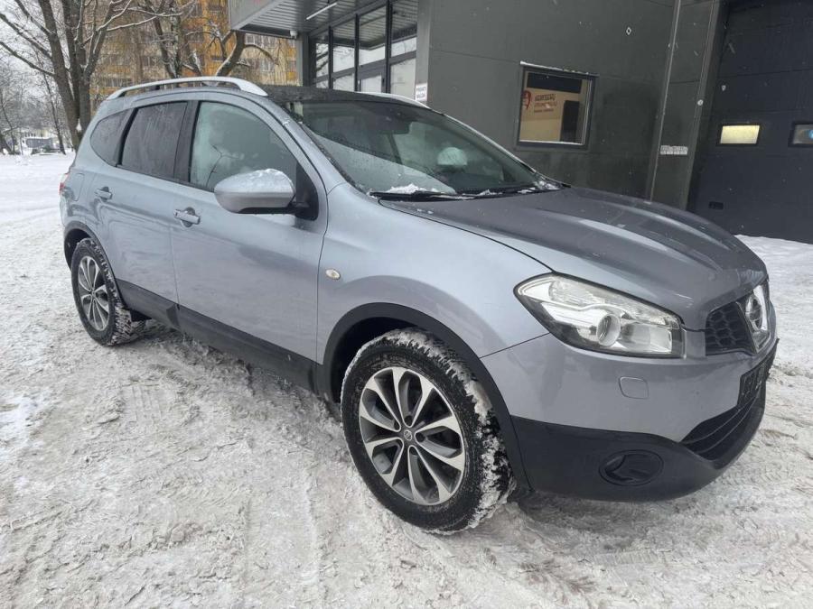 Grey Nissan qashqai+2 2011 in Kaunas, with an engine capacity of 2.00 L and mileage of 265 thousand km for 4850 €, photo 8 on AUTOMOTO.COM.LV