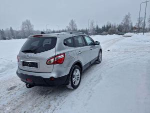 Grey Nissan qashqai+2 2011 in Radviliskis, with an engine capacity of 2.00 L and mileage of 240 thousand km for 4450 €, photo 8 on AUTOMOTO.COM.LV