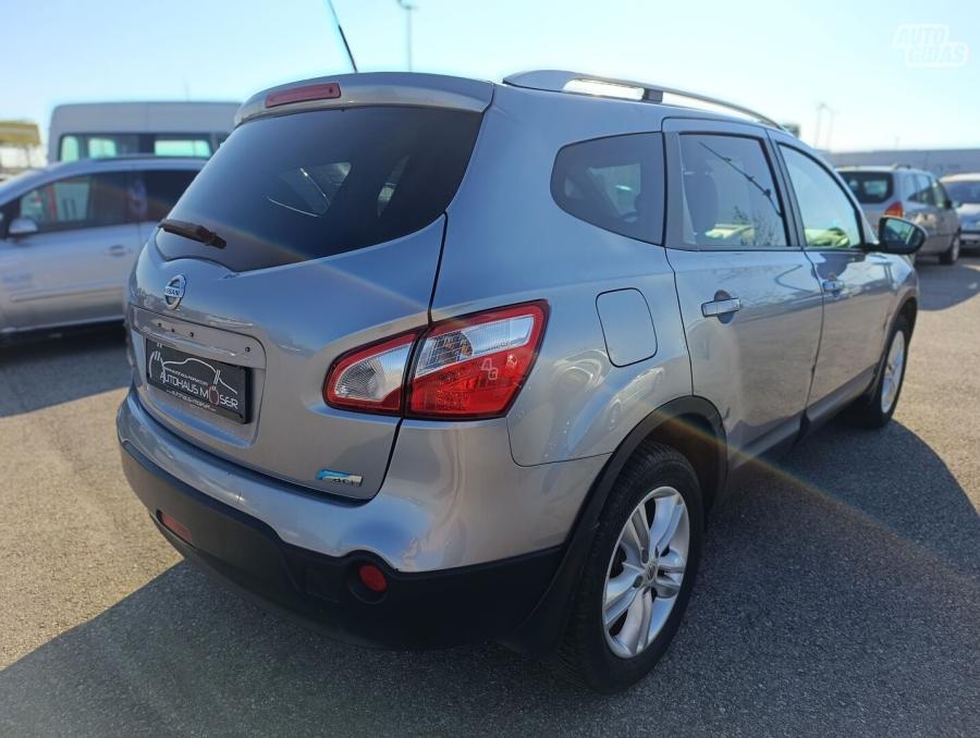 Grey Nissan qashqai+2 2011 in Marijampole, with an engine capacity of 1.50 L and mileage of 220 thousand km for 4250 €, photo 6 on AUTOMOTO.COM.LV