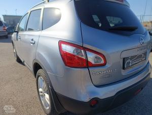 Grey Nissan qashqai+2 2011 in Marijampole, with an engine capacity of 1.50 L and mileage of 220 thousand km for 4250 €, photo 12 on AUTOMOTO.COM.LV