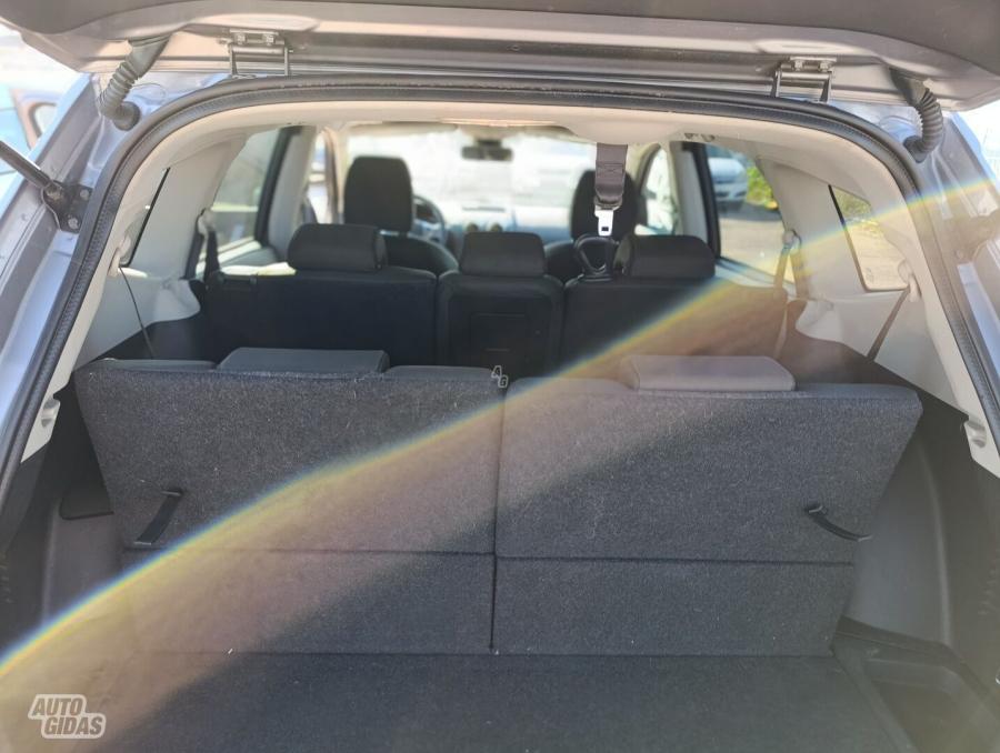 Grey Nissan qashqai+2 2011 in Marijampole, with an engine capacity of 1.50 L and mileage of 220 thousand km for 4250 €, photo 16 on AUTOMOTO.COM.LV