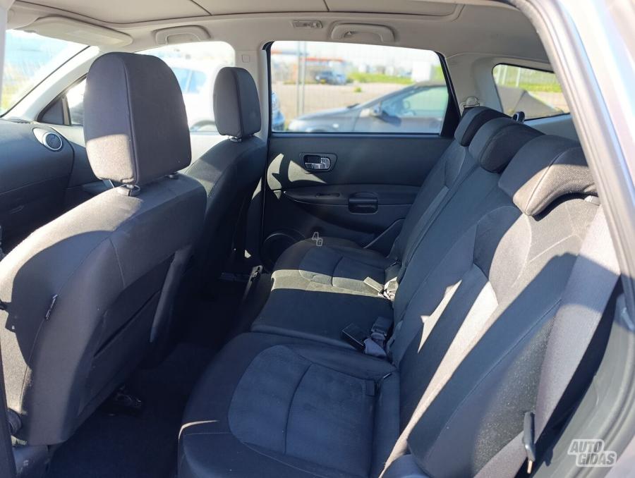 Grey Nissan qashqai+2 2011 in Marijampole, with an engine capacity of 1.50 L and mileage of 220 thousand km for 4250 €, photo 18 on AUTOMOTO.COM.LV
