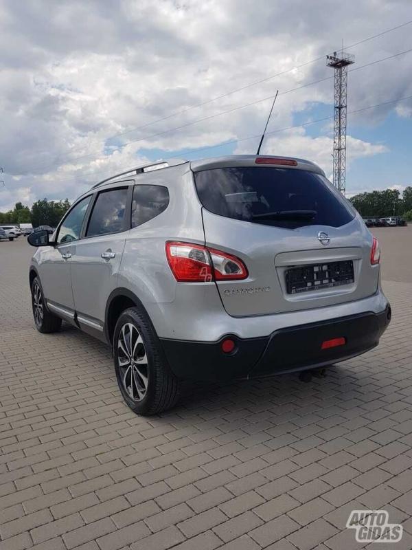 Pelēks Nissan qashqai+2 2012 Kauņa, ar dzinēja tilpumu 1.60 L un nobraukumu 236 tūkst. km par 5600 €, foto 2 vietnē AUTOMOTO.COM.LV