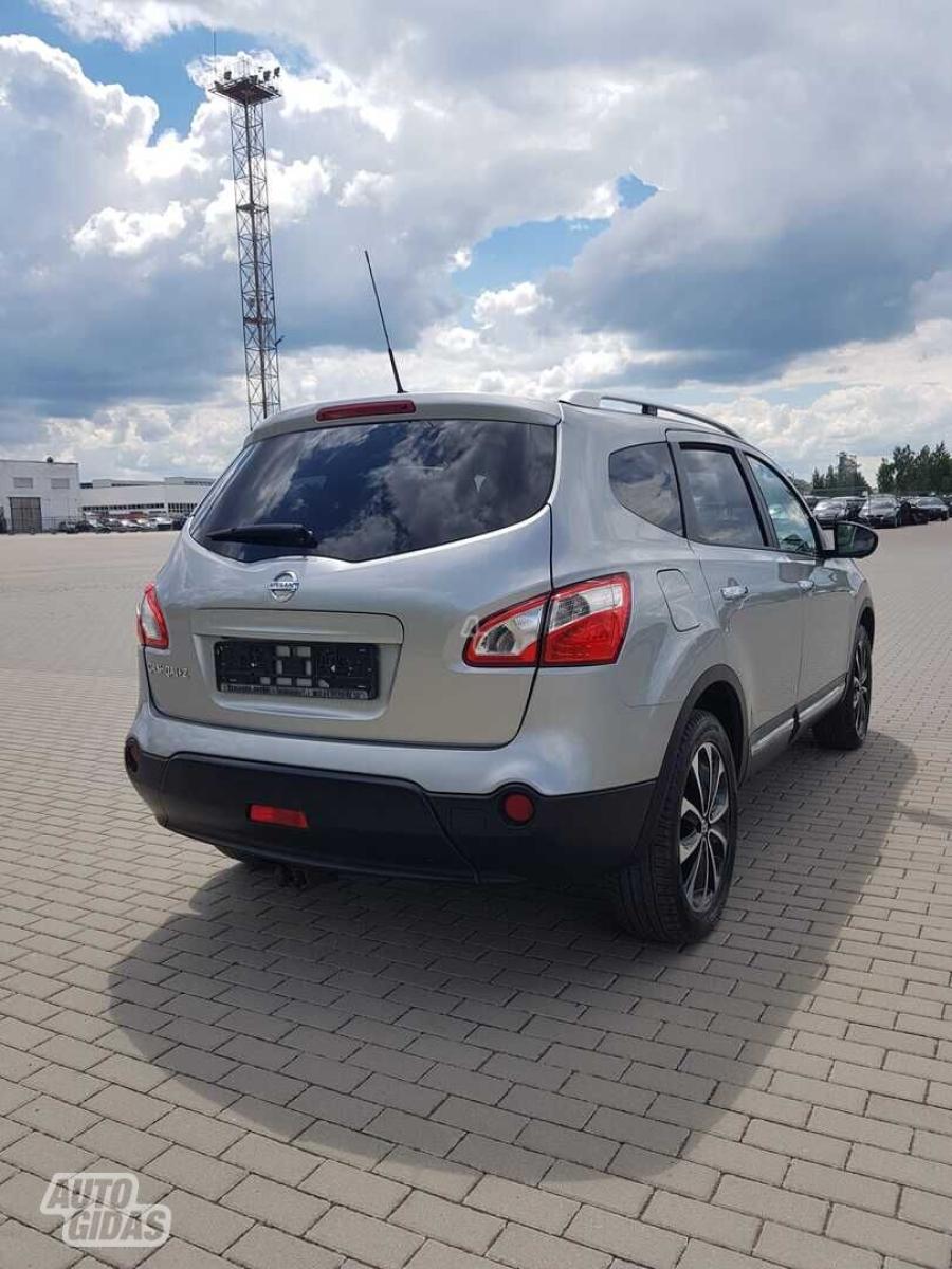 Pelēks Nissan qashqai+2 2012 Kauņa, ar dzinēja tilpumu 1.60 L un nobraukumu 236 tūkst. km par 5600 €, foto 5 vietnē AUTOMOTO.COM.LV