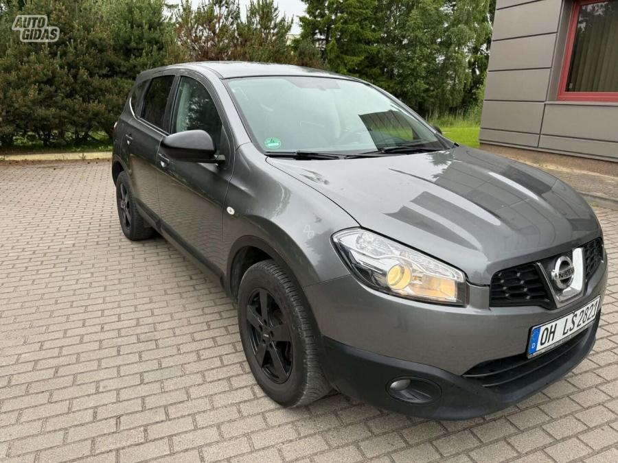 Pelēks Nissan qashqai+2 2012 Mažeikiai, ar dzinēja tilpumu 1.50 L un nobraukumu 251 tūkst. km par 5950 €, foto 8 vietnē AUTOMOTO.COM.LV