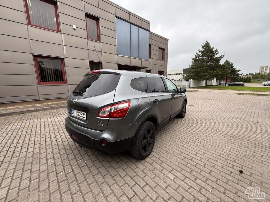 Pelēks Nissan qashqai+2 2012 Mažeikiai, ar dzinēja tilpumu 1.50 L un nobraukumu 251 tūkst. km par 5950 €, foto 13 vietnē AUTOMOTO.COM.LV