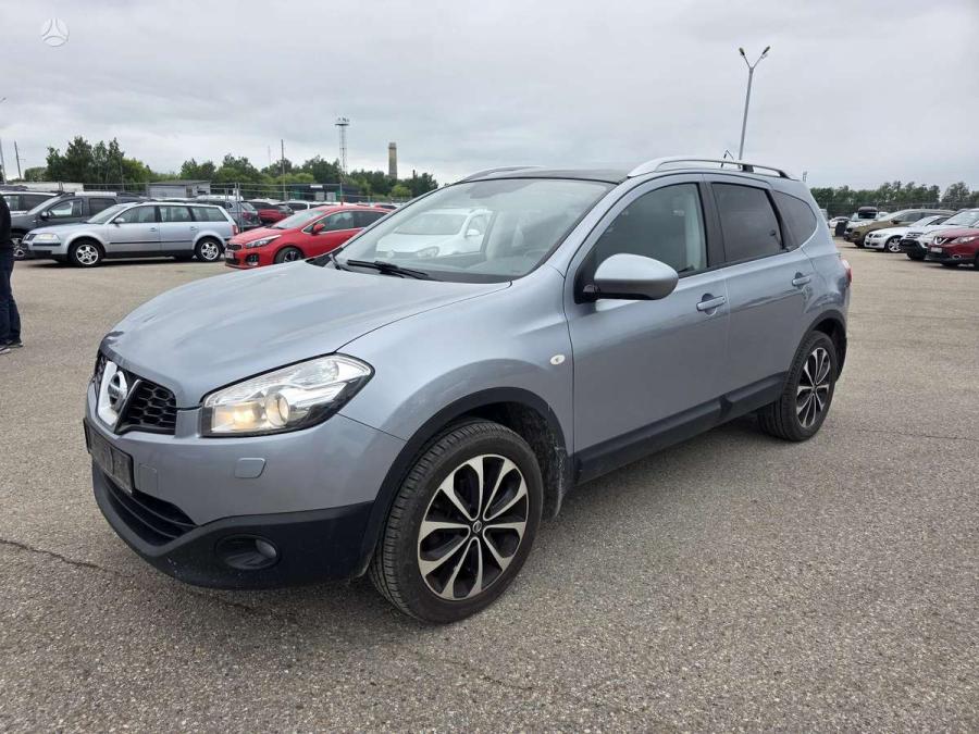 Grey Nissan qashqai+2 2012 in Marijampole, with an engine capacity of 2.00 L and mileage of 226 thousand km for 4200 €, photo 6 on AUTOMOTO.COM.LV