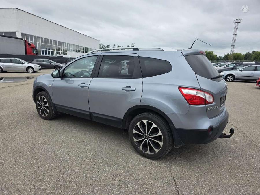 Grey Nissan qashqai+2 2012 in Marijampole, with an engine capacity of 2.00 L and mileage of 226 thousand km for 4200 €, photo 10 on AUTOMOTO.COM.LV
