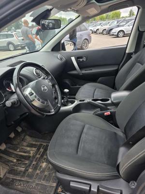 Grey Nissan qashqai+2 2012 in Marijampole, with an engine capacity of 2.00 L and mileage of 226 thousand km for 4200 €, photo 18 on AUTOMOTO.COM.LV