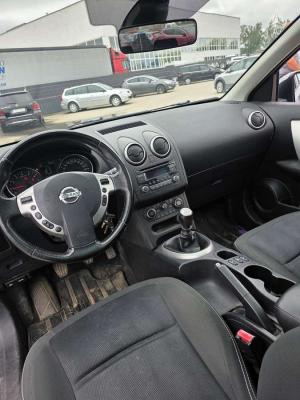 Grey Nissan qashqai+2 2012 in Marijampole, with an engine capacity of 2.00 L and mileage of 226 thousand km for 4200 €, photo 20 on AUTOMOTO.COM.LV