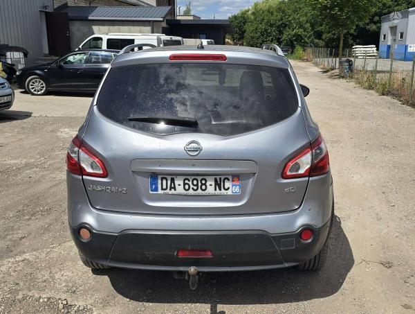 Pelēks Nissan qashqai+2 2012 Tauragė, ar dzinēja tilpumu 1.60 L un nobraukumu 260 tūkst. km par 4300 €, foto 6 vietnē AUTOMOTO.COM.LV