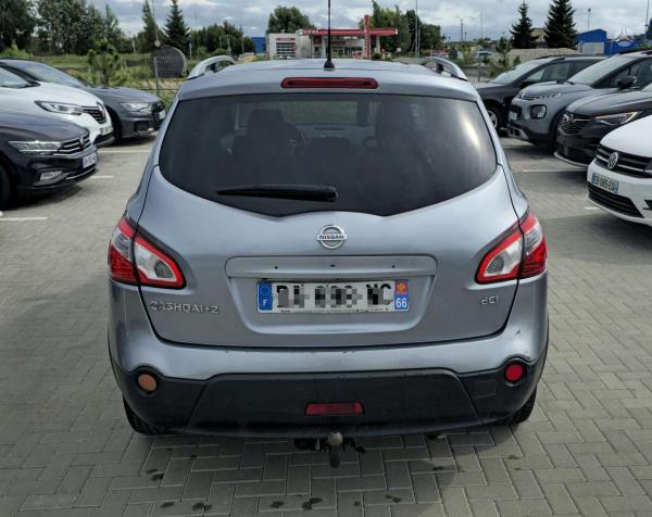 Pelēks Nissan qashqai+2 2012 Tauragė, ar dzinēja tilpumu 1.60 L un nobraukumu 238 tūkst. km par 3700 €, foto 4 vietnē AUTOMOTO.COM.LV