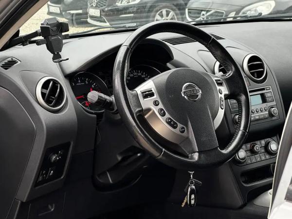 Pelēks Nissan qashqai+2 2012 Jelgava, ar dzinēja tilpumu 2.00 L un nobraukumu 120 tūkst. km par 6700 €, foto 7 vietnē AUTOMOTO.COM.LV