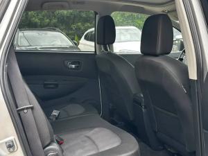 Pelēks Nissan qashqai+2 2012 Jelgava, ar dzinēja tilpumu 2.00 L un nobraukumu 120 tūkst. km par 6700 €, foto 13 vietnē AUTOMOTO.COM.LV