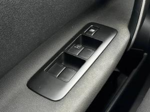 Pelēks Nissan qashqai+2 2012 Jelgava, ar dzinēja tilpumu 2.00 L un nobraukumu 120 tūkst. km par 6700 €, foto 19 vietnē AUTOMOTO.COM.LV