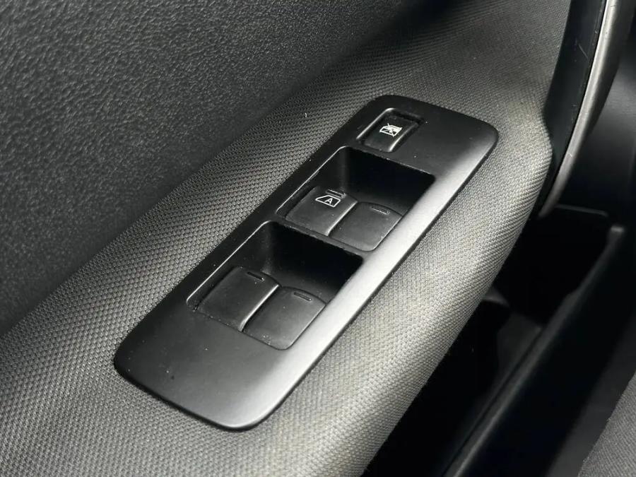 Pelēks Nissan qashqai+2 2012 Jelgava, ar dzinēja tilpumu 2.00 L un nobraukumu 120 tūkst. km par 6700 €, foto 19 vietnē AUTOMOTO.COM.LV
