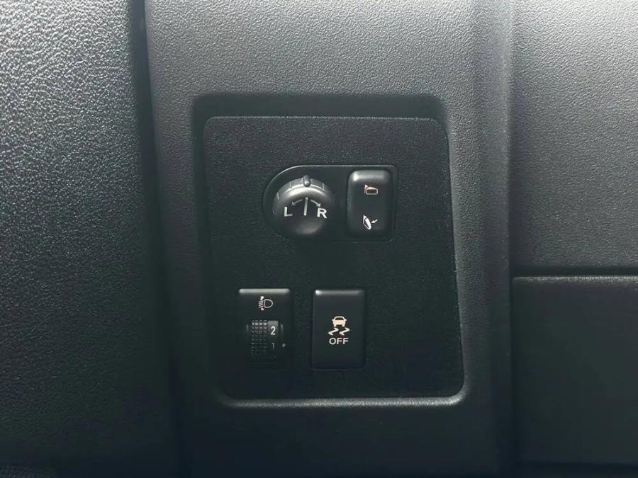 Pelēks Nissan qashqai+2 2012 Jelgava, ar dzinēja tilpumu 2.00 L un nobraukumu 120 tūkst. km par 6700 €, foto 20 vietnē AUTOMOTO.COM.LV