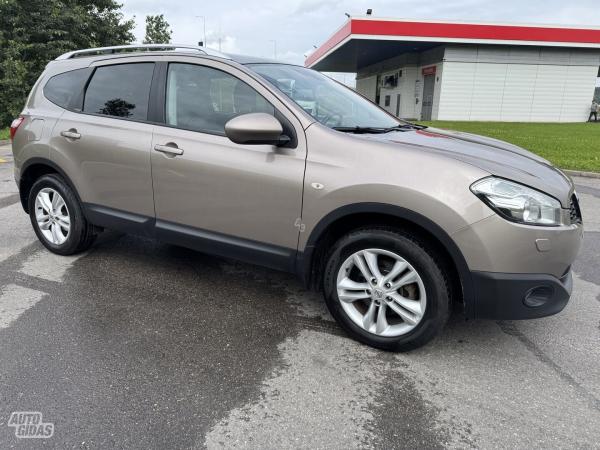 Grey Nissan qashqai+2 2012 in Kaunas, with an engine capacity of 1.60 L and mileage of 300 thousand km for 4300 €, photo 9 on AUTOMOTO.COM.LV