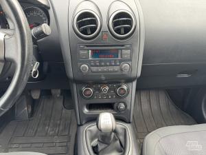 Pelēks Nissan qashqai+2 2012 Kauņa, ar dzinēja tilpumu 1.60 L un nobraukumu 300 tūkst. km par 4300 €, foto 17 vietnē AUTOMOTO.COM.LV