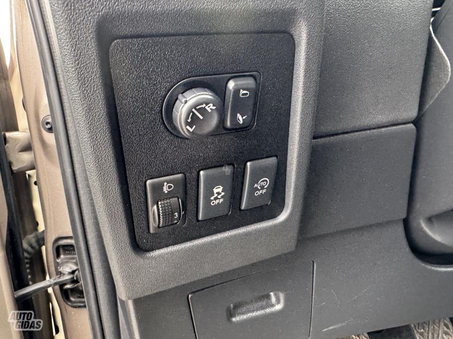 Pelēks Nissan qashqai+2 2012 Kauņa, ar dzinēja tilpumu 1.60 L un nobraukumu 300 tūkst. km par 4300 €, foto 20 vietnē AUTOMOTO.COM.LV