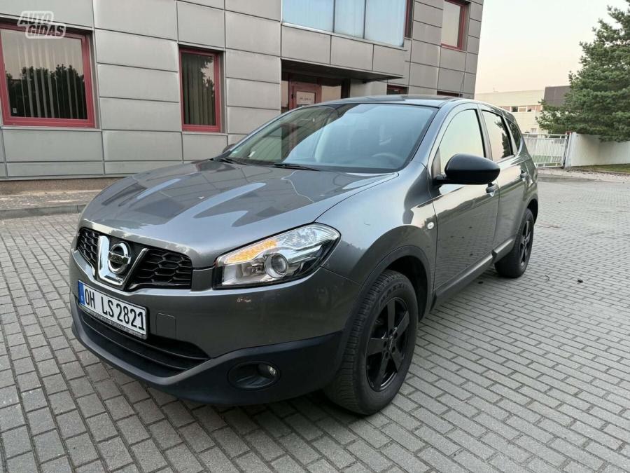 Grey Nissan qashqai+2 2012 in Mazeikiai, with an engine capacity of 1.50 L and mileage of 251 thousand km for 5500 €, photo 1 on AUTOMOTO.COM.LV