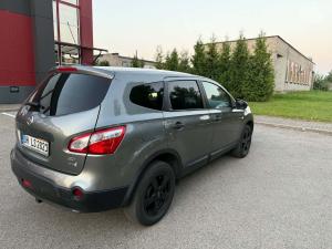 Grey Nissan qashqai+2 2012 in Mazeikiai, with an engine capacity of 1.50 L and mileage of 251 thousand km for 5500 €, photo 16 on AUTOMOTO.COM.LV