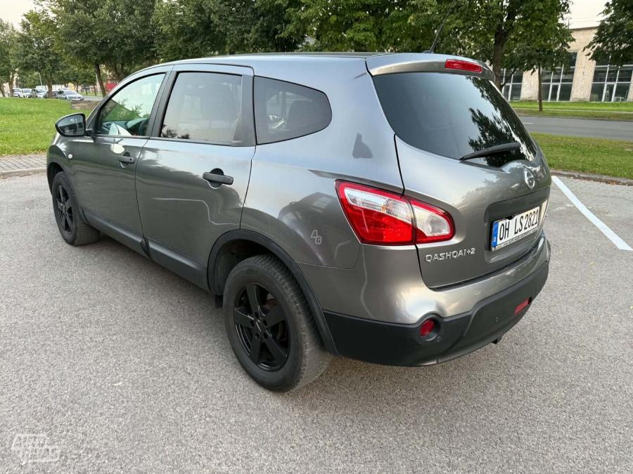 Grey Nissan qashqai+2 2012 in Mazeikiai, with an engine capacity of 1.50 L and mileage of 251 thousand km for 5500 €, photo 17 on AUTOMOTO.COM.LV
