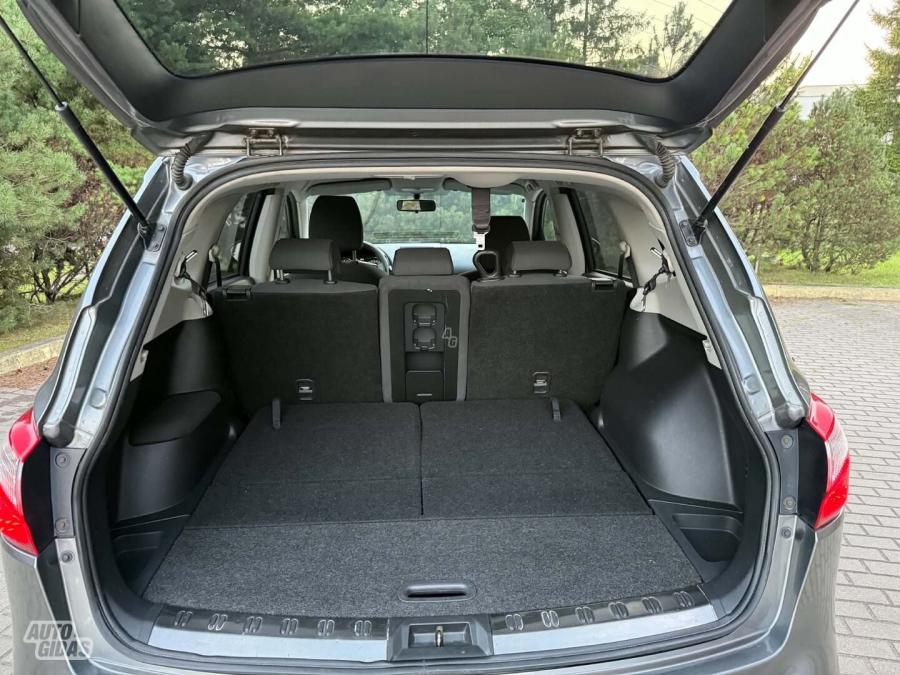Grey Nissan qashqai+2 2012 in Mazeikiai, with an engine capacity of 1.50 L and mileage of 251 thousand km for 5500 €, photo 26 on AUTOMOTO.COM.LV