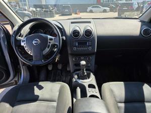 Pelēks Nissan qashqai+2 2012 Marijampole, ar dzinēja tilpumu 2.00 L un nobraukumu 221 tūkst. km par 4400 €, foto 29 vietnē AUTOMOTO.COM.LV