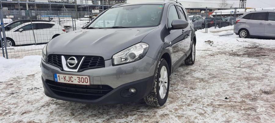 Grey Nissan qashqai+2 2013 in Kaunas, with an engine capacity of 1.60 L and mileage of 215 thousand km for 6250 €, photo 2 on AUTOMOTO.COM.LV