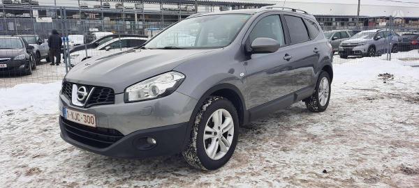 Grey Nissan qashqai+2 2013 in Kaunas, with an engine capacity of 1.60 L and mileage of 215 thousand km for 6250 €, photo 3 on AUTOMOTO.COM.LV
