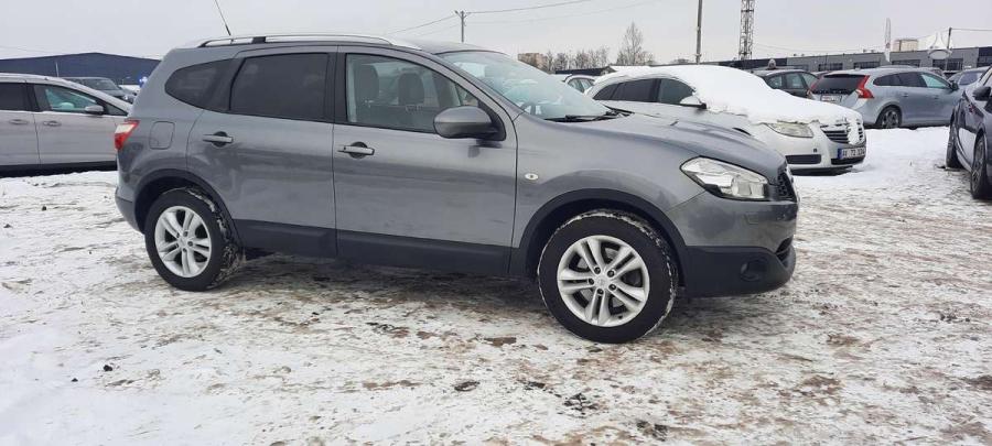 Grey Nissan qashqai+2 2013 in Kaunas, with an engine capacity of 1.60 L and mileage of 215 thousand km for 6250 €, photo 14 on AUTOMOTO.COM.LV