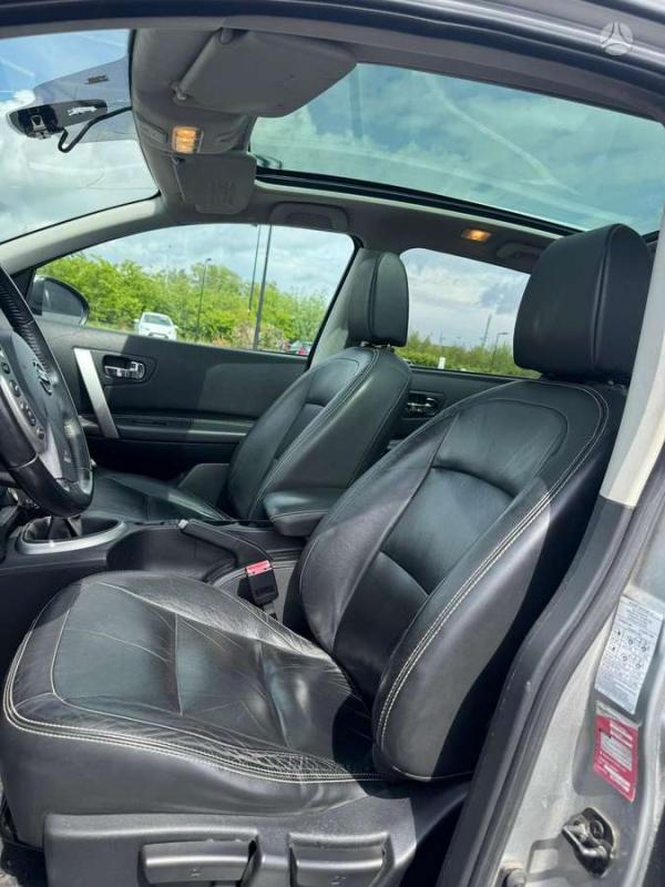 Pelēks Nissan qashqai+2 2013 Tauragė, ar dzinēja tilpumu 1.60 L un nobraukumu 301 tūkst. km par 4300 €, foto 7 vietnē AUTOMOTO.COM.LV