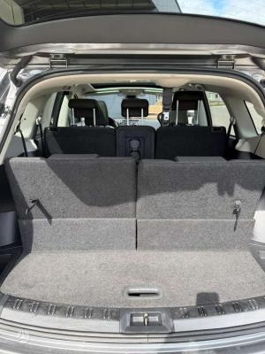 Grey Nissan qashqai+2 2013 in Vilnius, with an engine capacity of 1.60 L and mileage of 225 thousand km for 5400 €, photo 9 on AUTOMOTO.COM.LV
