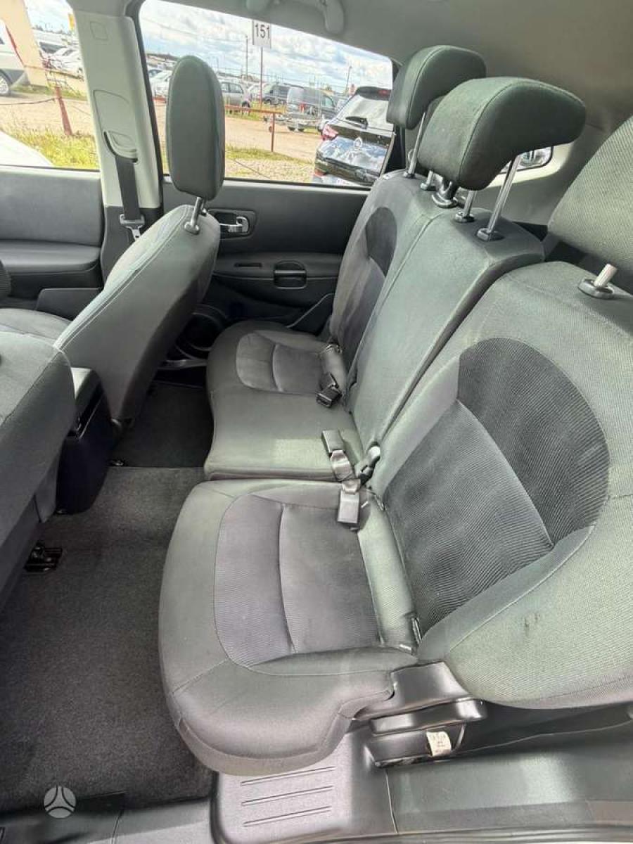 Grey Nissan qashqai+2 2013 in Vilnius, with an engine capacity of 1.60 L and mileage of 225 thousand km for 5400 €, photo 12 on AUTOMOTO.COM.LV