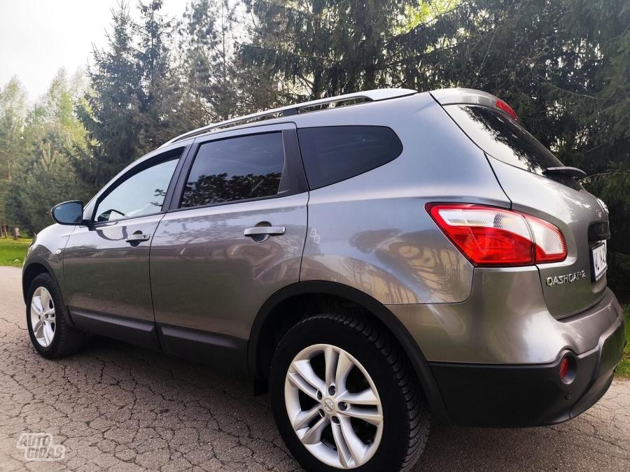Pelēks Nissan qashqai+2 2014 Mažeikiai, ar dzinēja tilpumu 1.60 L un nobraukumu 230 tūkst. km par 6500 €, foto 9 vietnē AUTOMOTO.COM.LV