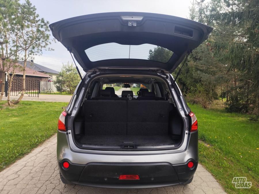 Pelēks Nissan qashqai+2 2014 Mažeikiai, ar dzinēja tilpumu 1.60 L un nobraukumu 230 tūkst. km par 6500 €, foto 10 vietnē AUTOMOTO.COM.LV