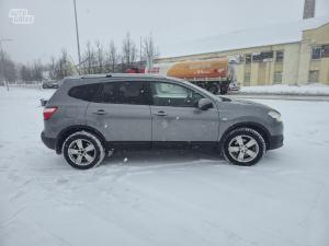 Pelēks Nissan qashqai+2 2011 Viļņa, ar dzinēja tilpumu 1.60 L un nobraukumu 288 tūkst. km par 4550 €, foto  vietnē AUTOMOTO.COM.LV
