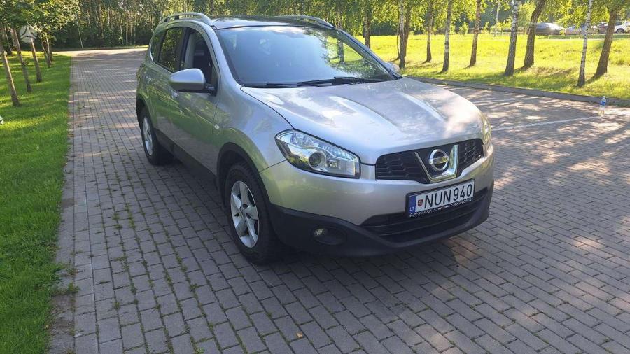 Pelēks Nissan qashqai+2 2012 Panevēža, ar dzinēja tilpumu 1.60 L un nobraukumu 254 tūkst. km par 4950 €, foto 5 vietnē AUTOMOTO.COM.LV