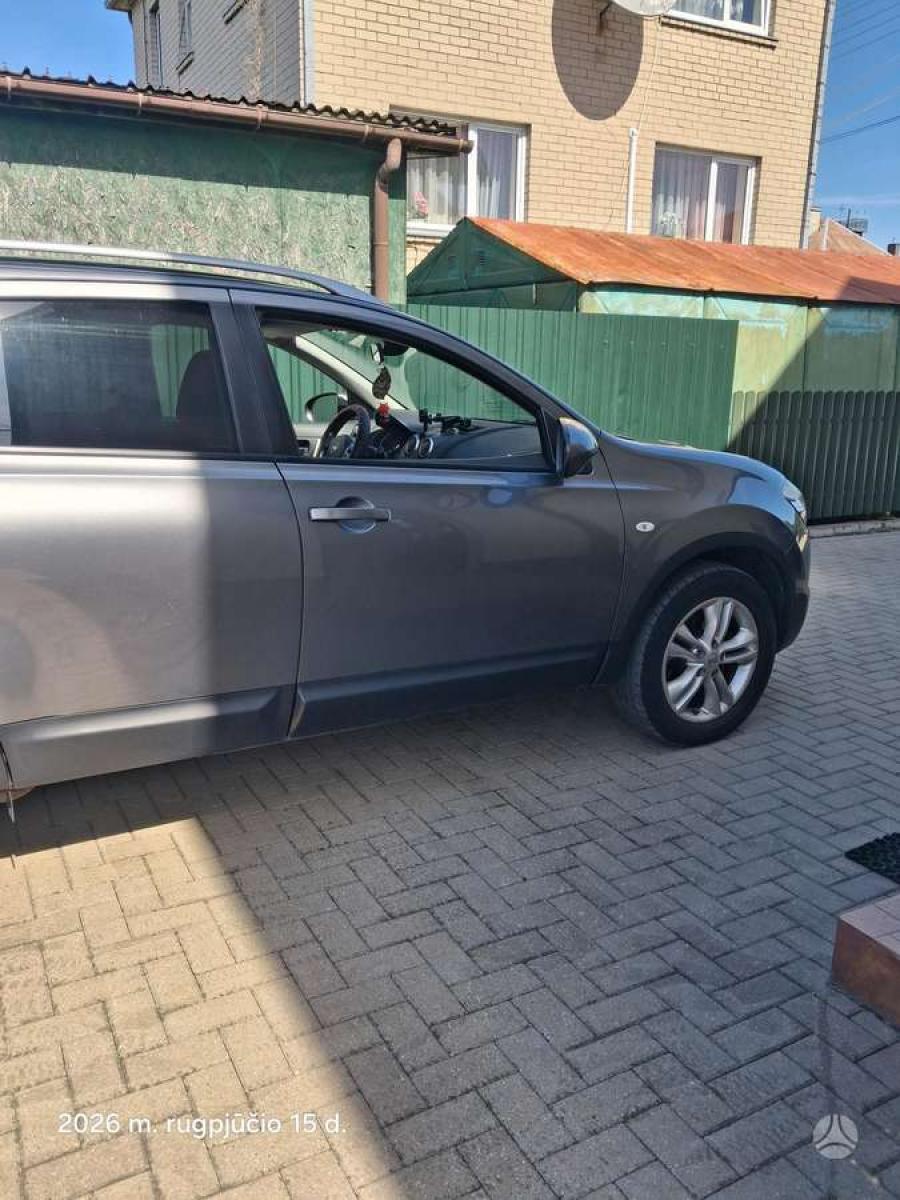 Pelēks Nissan qashqai+2 2012 Kauņa, ar dzinēja tilpumu 1.46 L un nobraukumu 268 tūkst. km par 5500 €, foto 6 vietnē AUTOMOTO.COM.LV