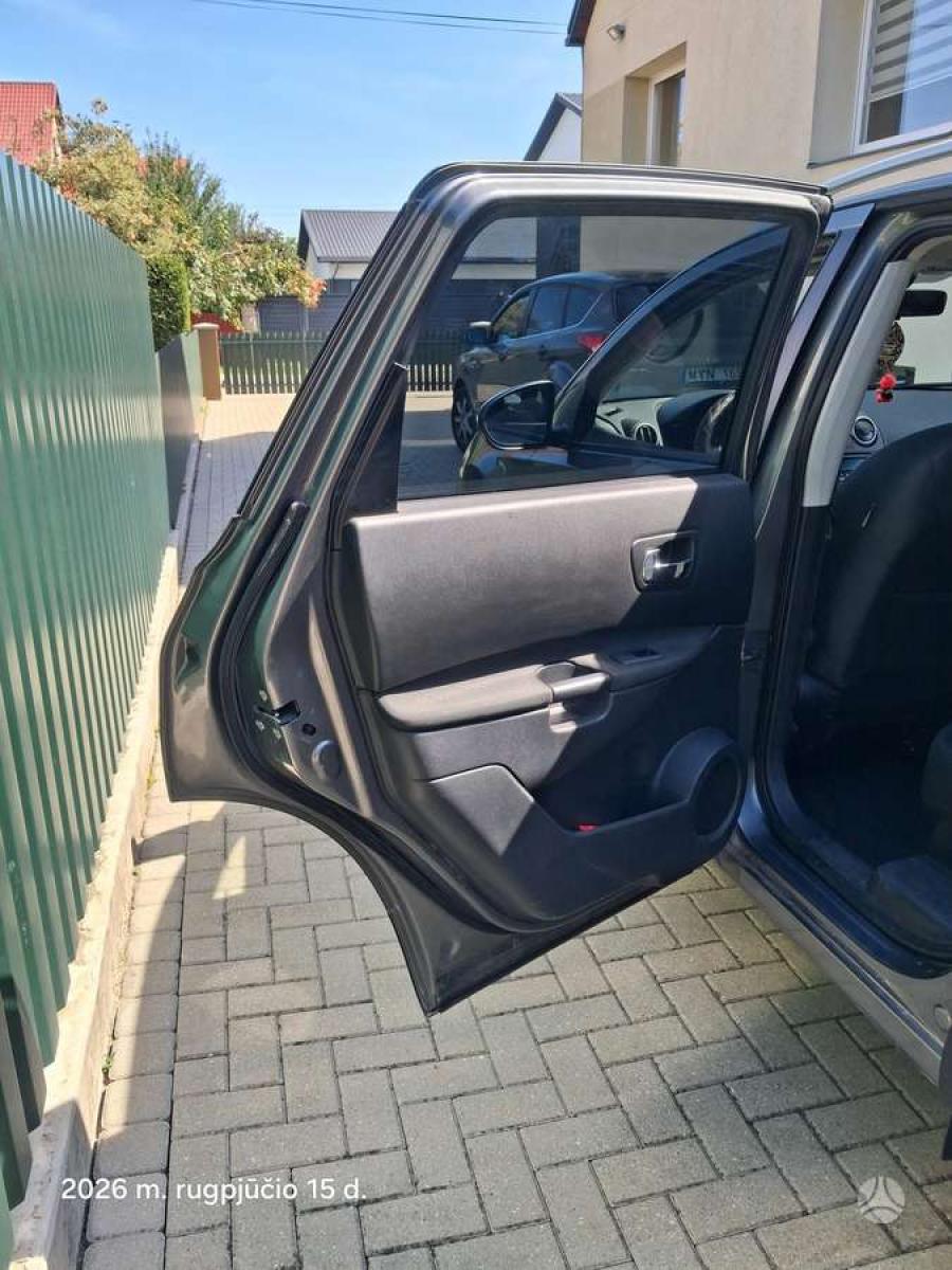 Pelēks Nissan qashqai+2 2012 Kauņa, ar dzinēja tilpumu 1.46 L un nobraukumu 268 tūkst. km par 5500 €, foto 12 vietnē AUTOMOTO.COM.LV